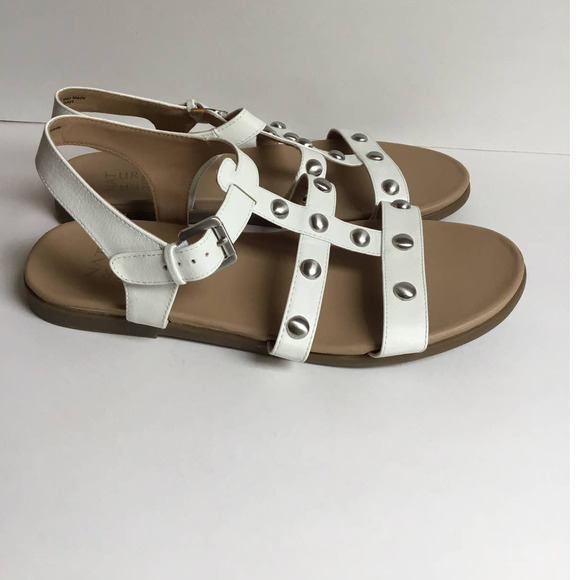 Naturalizer | Shoes | Naturalizer Womens Studded Davi Flat Sandals In ...
